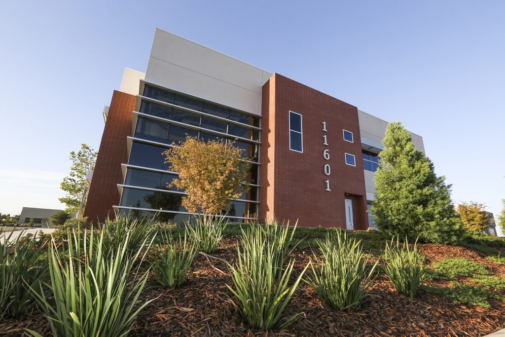 11601 Bolthouse Drive - Bolthouse Properties